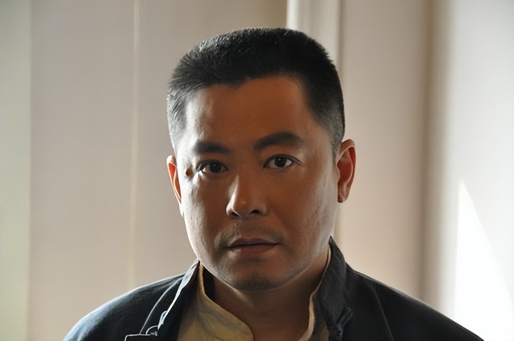 Keep working hard to pursue happiness? The 58-year-old Chinese actor's ...