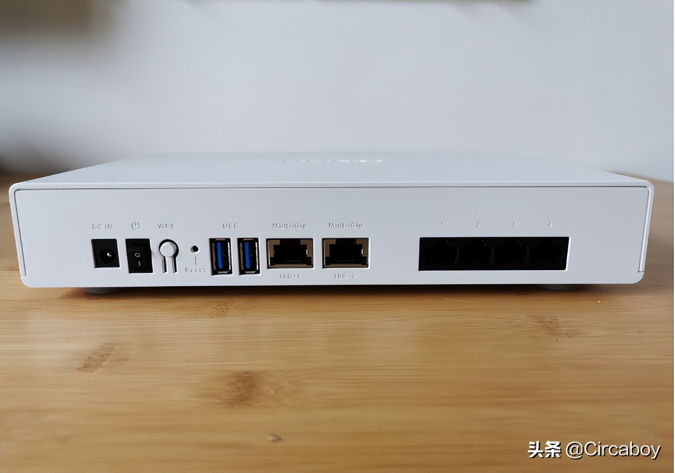 The QHora-301W supported by OpenWrt is amazing - iNEWS
