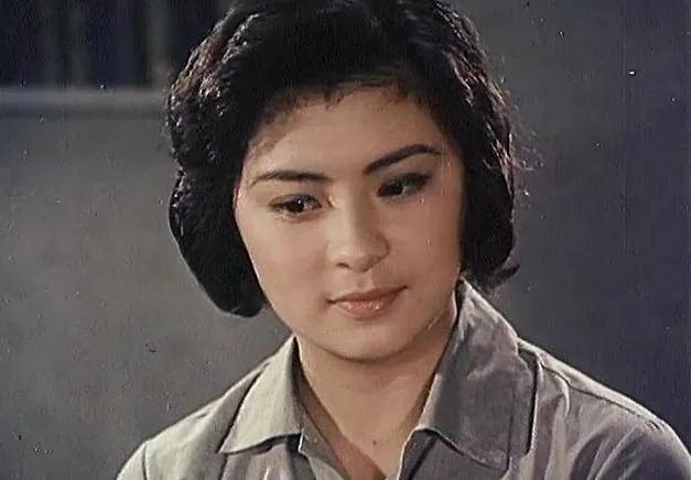 Actor Liu Jia: She has been in the shadows for her father for 10 years ...