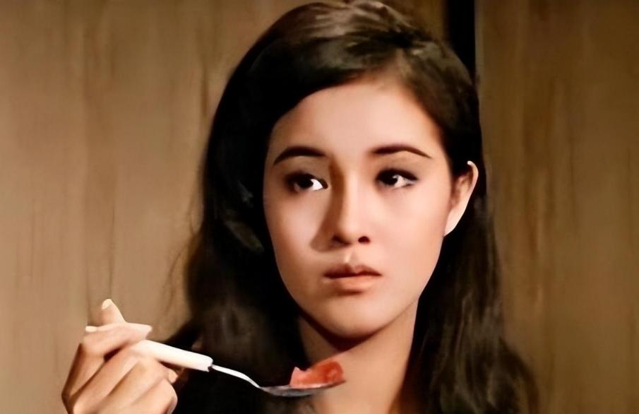 He Lili: Betrayed but never divorced, her revenge after her husband's ...