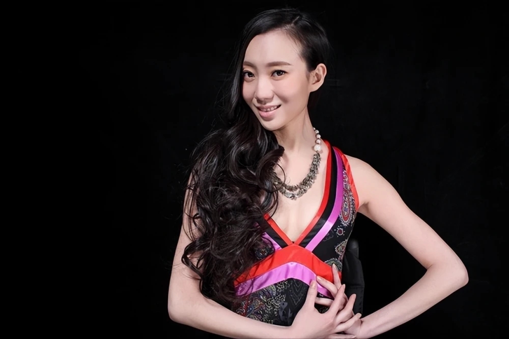 Liu Yan, the "wheelchair dancer" on the surface, is the most beautiful ...
