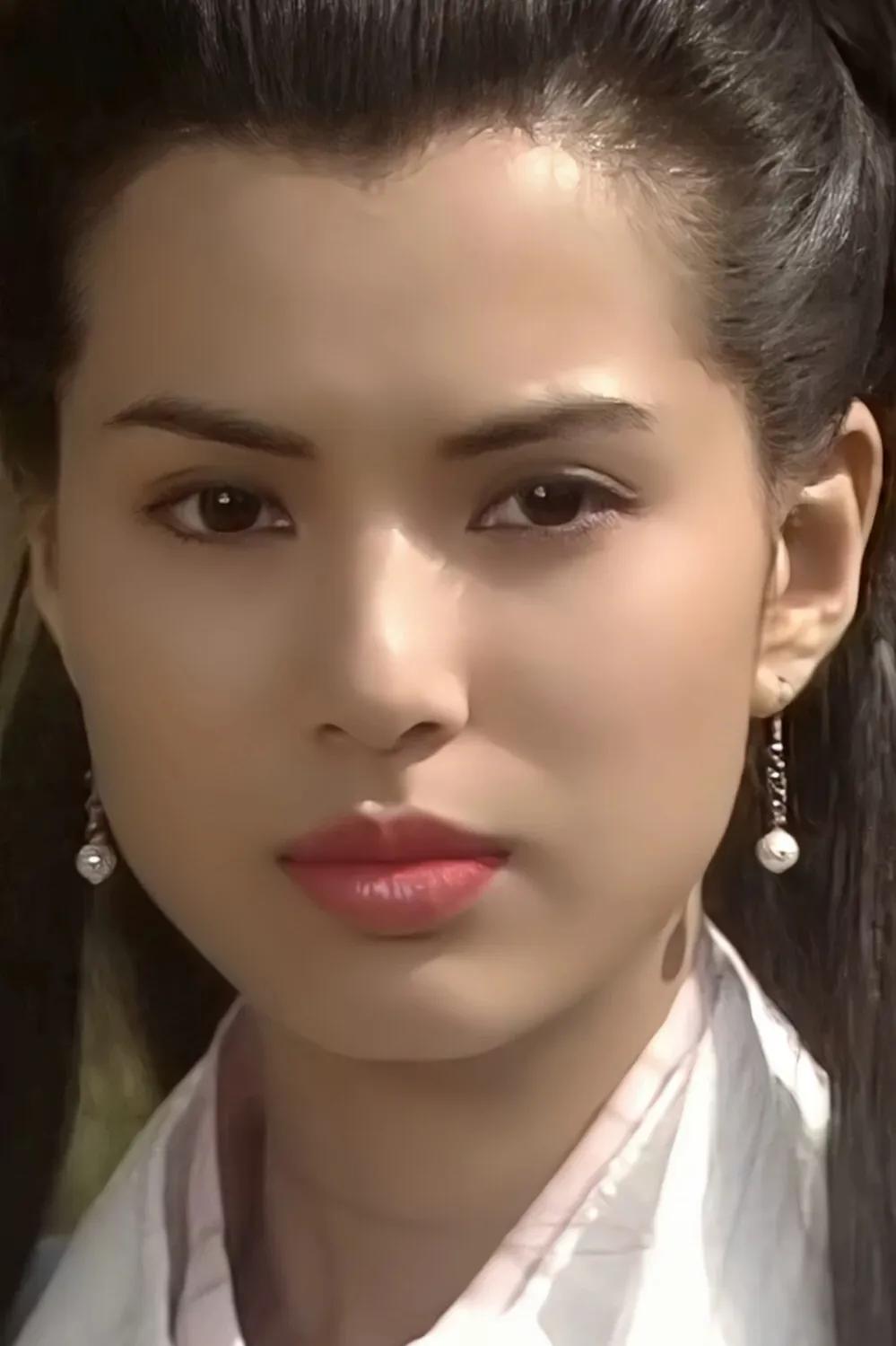 The most classic "Little Dragon Girl" Li Ruotong - iNEWS