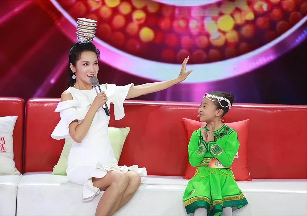 Guan Tong: She is a talented woman and a filial daughter. She gave ...