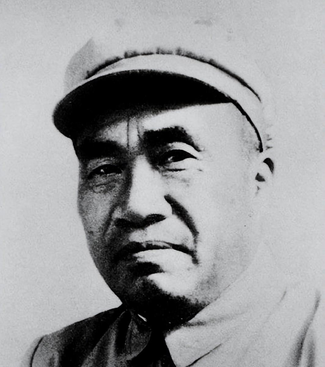 In the Nanchang Uprising, Mr. Zhu was only the head of the regiment ...