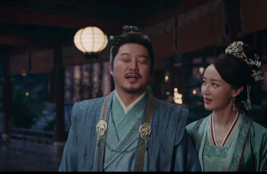 Liu Xueyi played the big villain, and he sang with Zhang Shaogang, and ...
