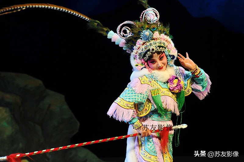 Youth version of Wu drama "Mu Guiying" - iNEWS