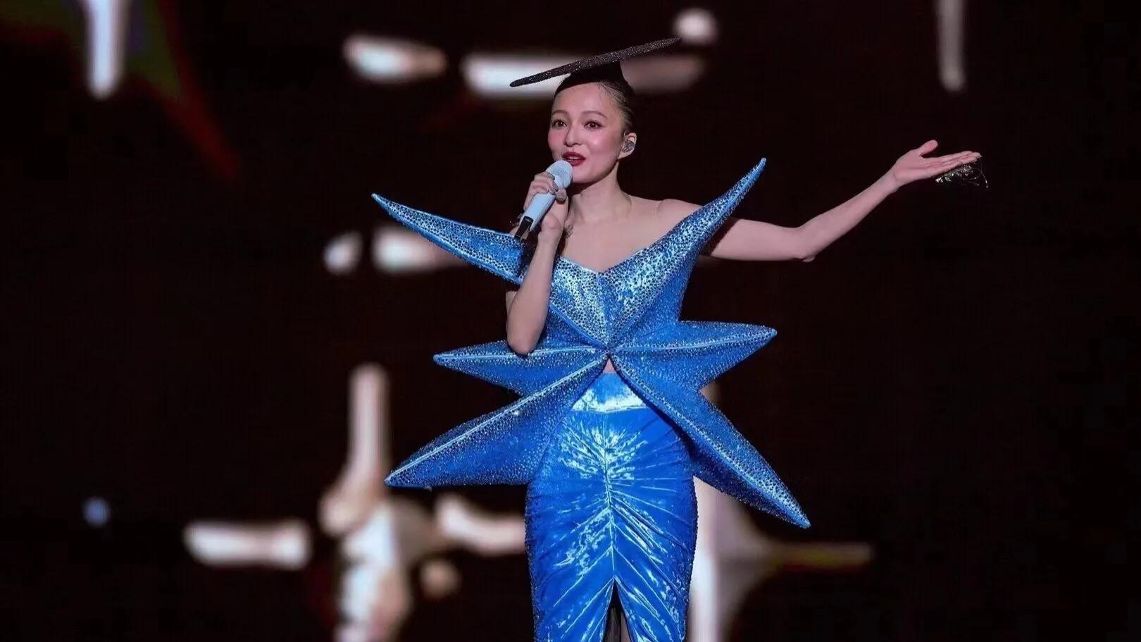 Angela Chang's "Fable" World Tour Concert is an auditory and visual ...