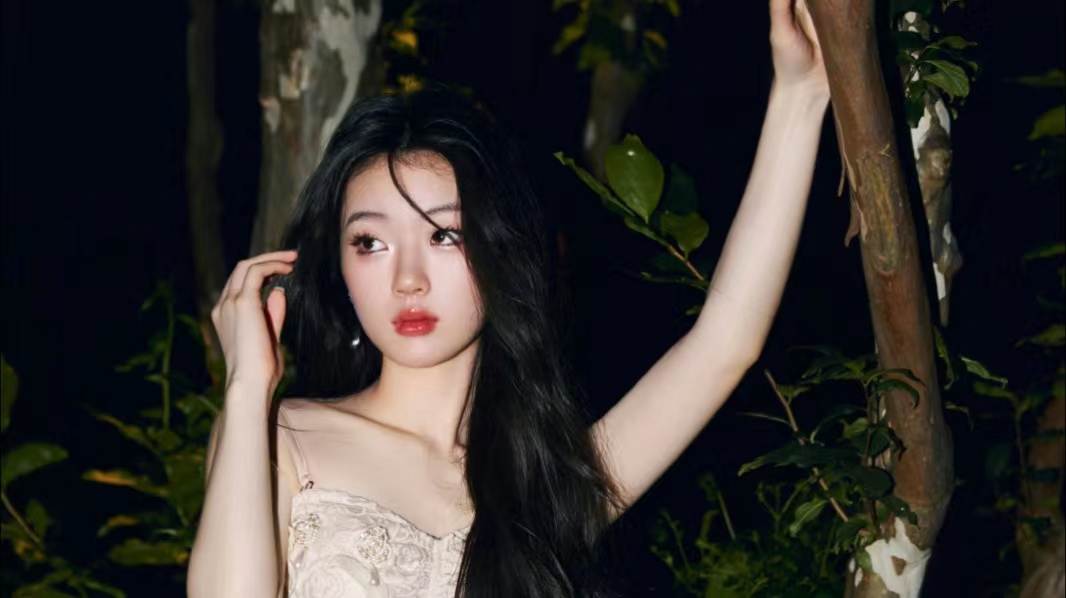 Charlene Choi and Gillian Chung are on the same stage, Shan Yichun ...