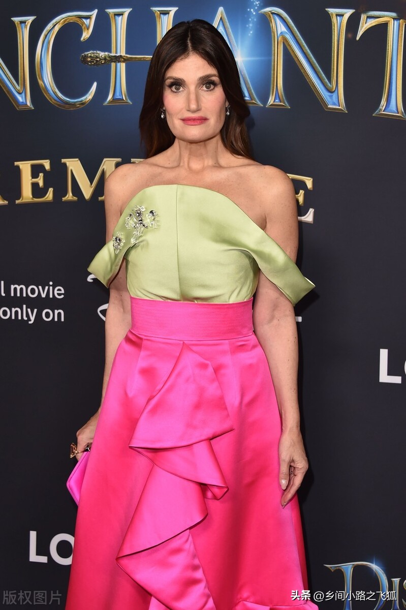 Idina Menzel at the Los Angeles Premiere of 'Enchanted 2: Unenchanted ...