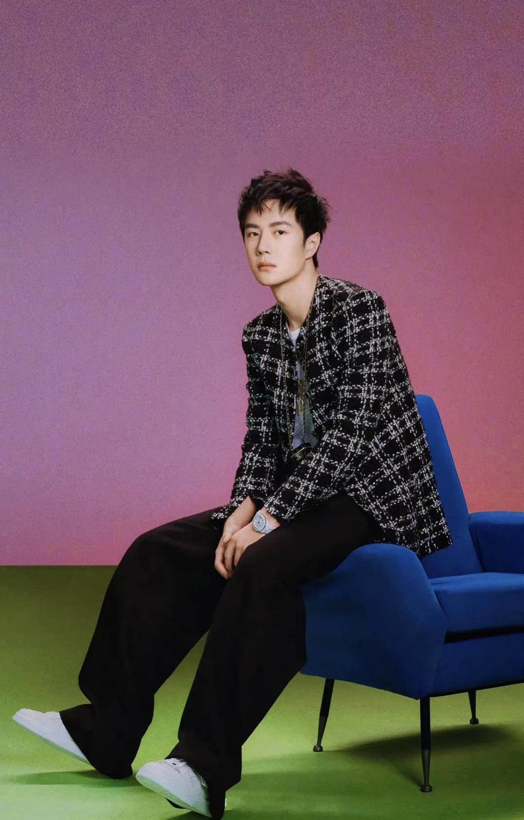 Wang Yibo's wonderful interpretation of Chanel's 2022/23 autumn and ...