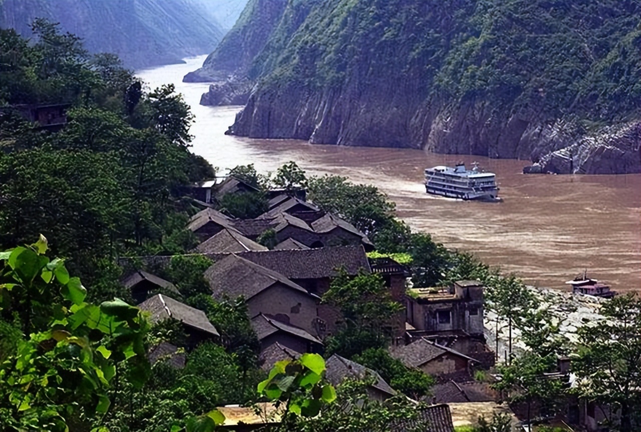 30 years of Three Gorges, those submerged stories - iNEWS