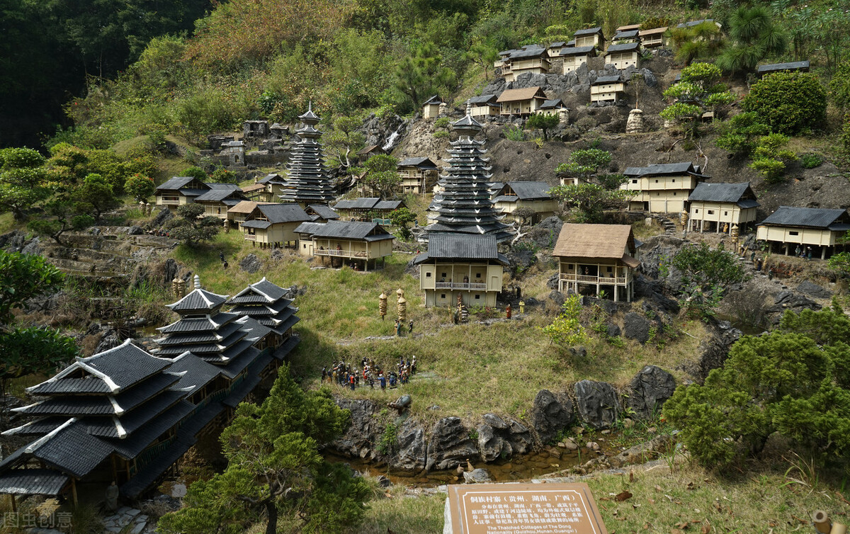 The ancient Fu style "Ma Zhen Fu" is written by farmers, although it is ...
