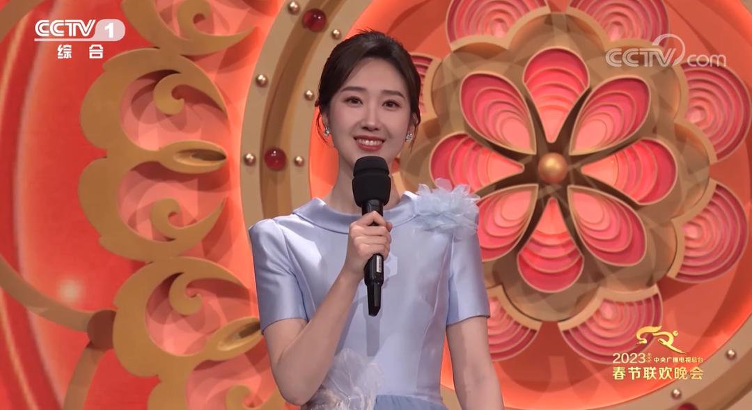 How did 28-year-old Wang Jianing stand out when he hosted the Spring ...