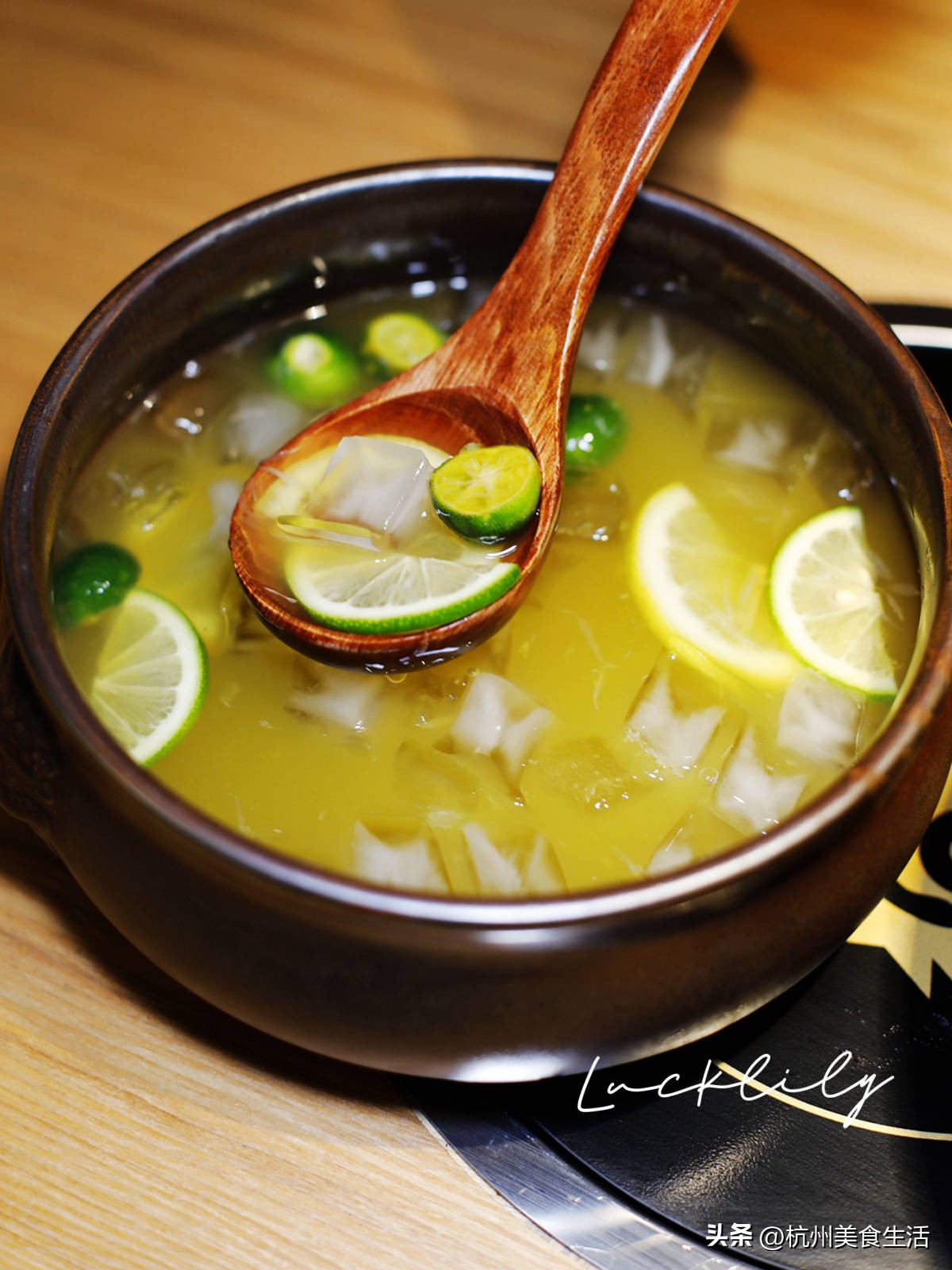 The Xiangxi food in Hangzhou is delicious, the emperor eats big, and ...