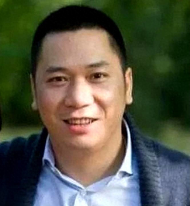 The wealthy family's curtain call! Huang Youlong's father passed away in his hometown. Neither ...