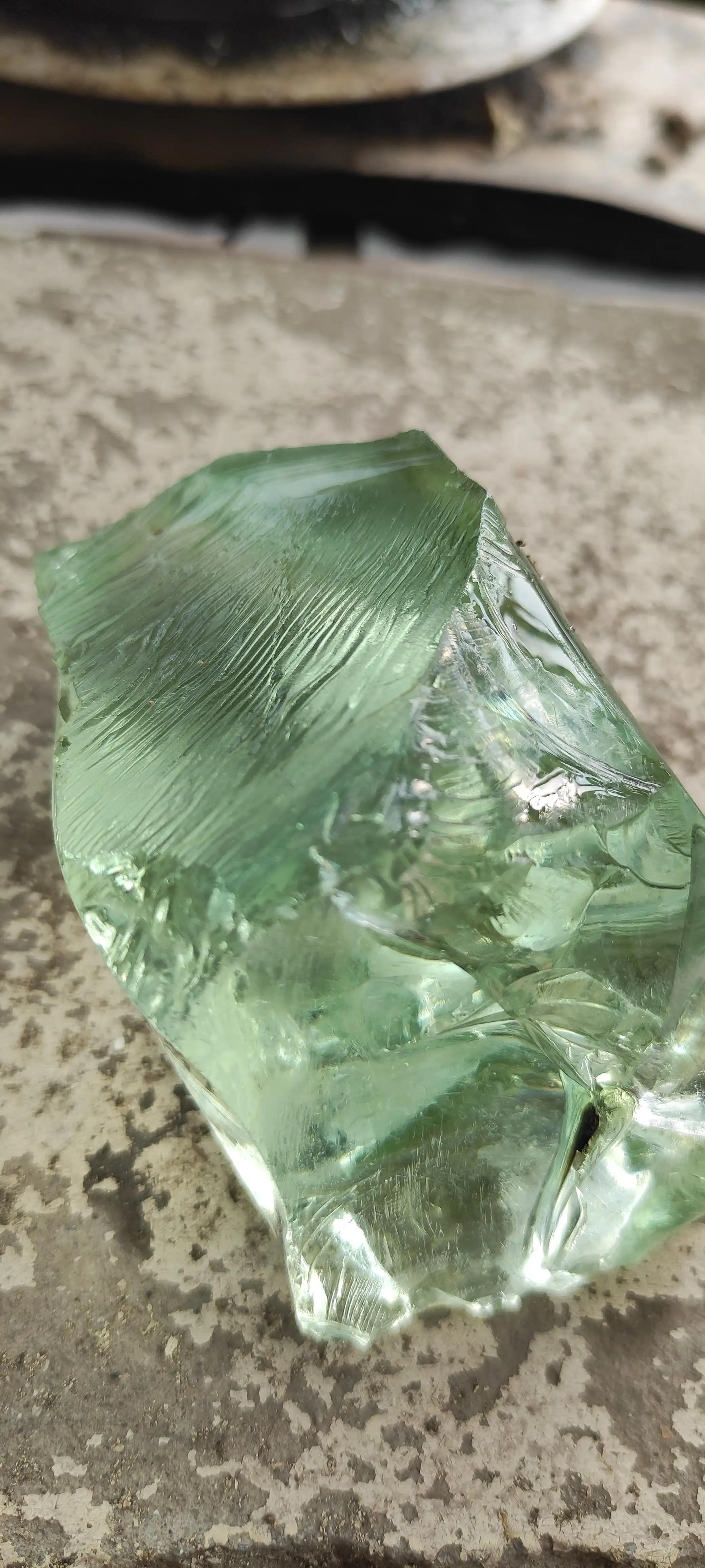 The formation and size of glass meteorites need further understanding ...