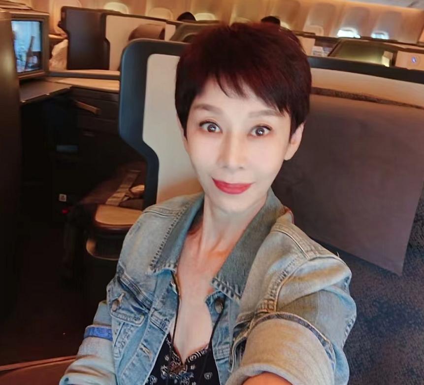 "Zhengda Variety Show" host reunion! Big changes before the age of 59 ...