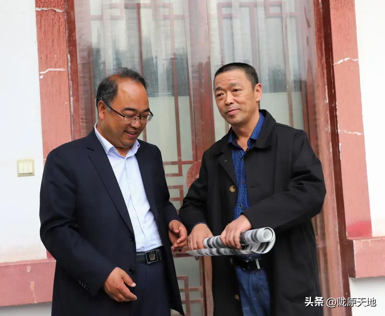 Painter Zheng Ke donated the ink painting "Impression of Daxiang ...