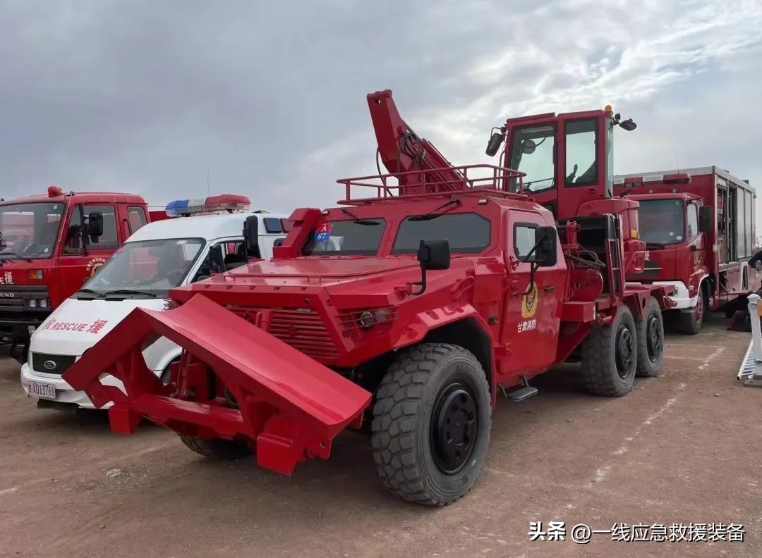 Dongfeng Mengshi emergency rescue vehicle, 6x6 chassis, with its own ...