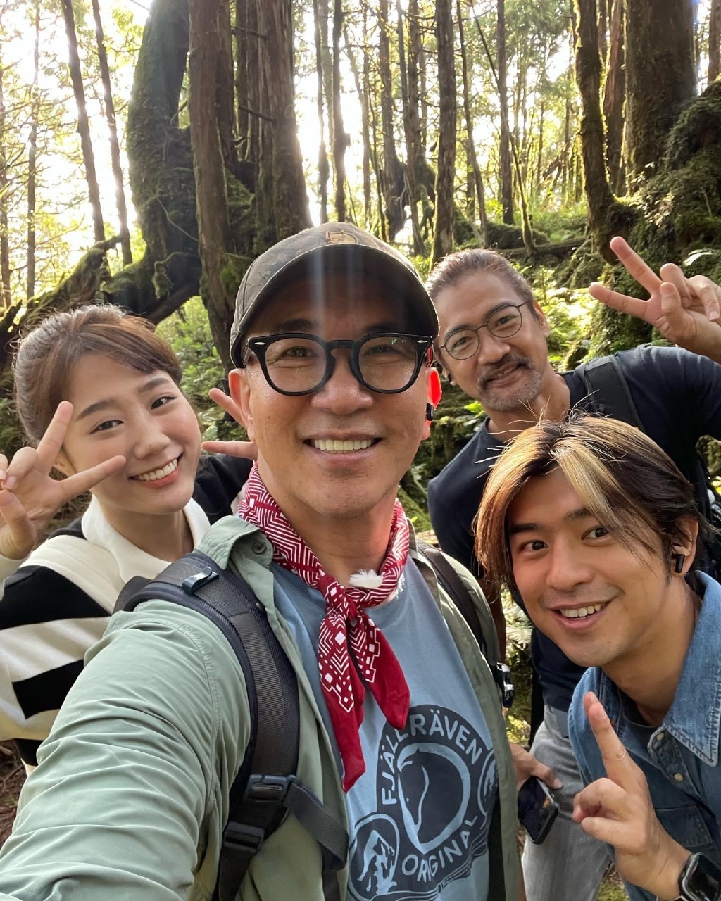 Gu Junye's new variety show is coming! Recording a forest program with Chen Bolin, revealing ...