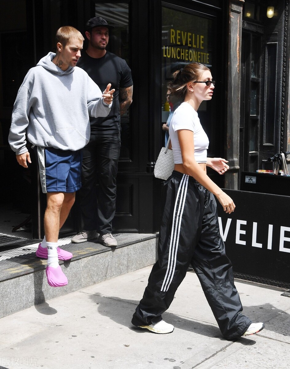 On May 13, 2023, Justin Bieber went to the gym with his wife Hailey and ...