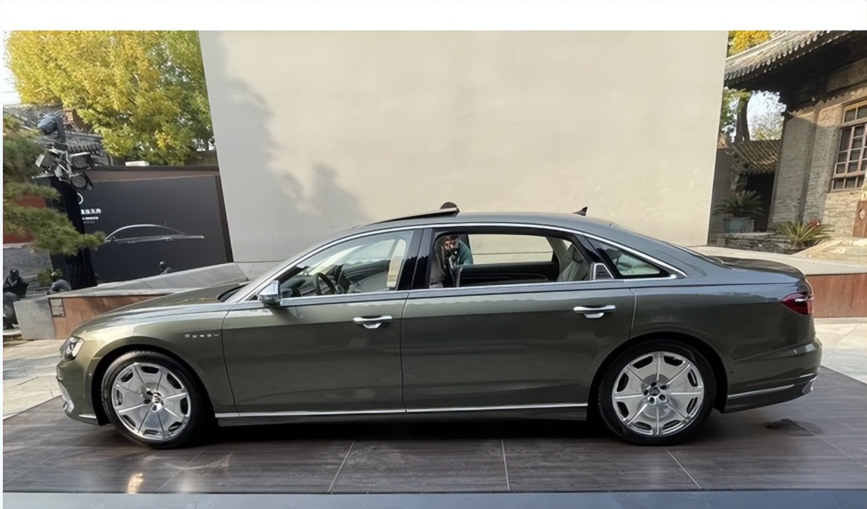 Equipped with 48V mild hybrid system, the Audi A8L Horch Founder's ...