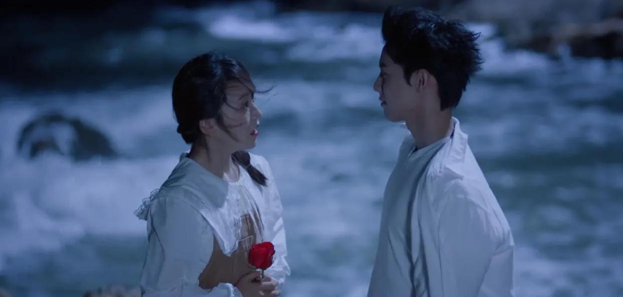 After Zhou Junwei and Jin Zixuan met you, the CP of this drama is super sweet, so you see - iNEWS