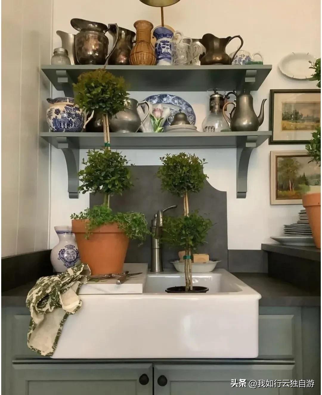 Renovated old house, retro idyllic style - iNEWS