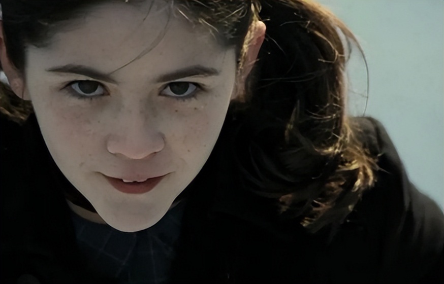 In the movie "Orphan", the main characters are very important. What is ...