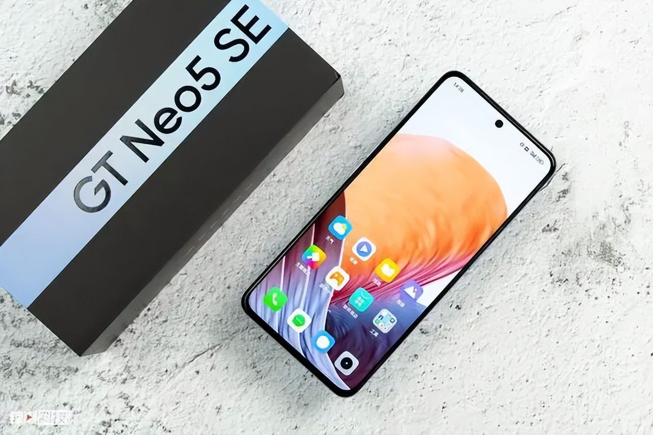 I know all the advantages and disadvantages of GT Neo5 SE! Is the best answer at the 2k price ...