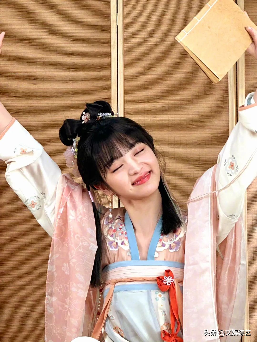 Tian Xiwei shows off the style of Hanfu in ancient costumes, her ...