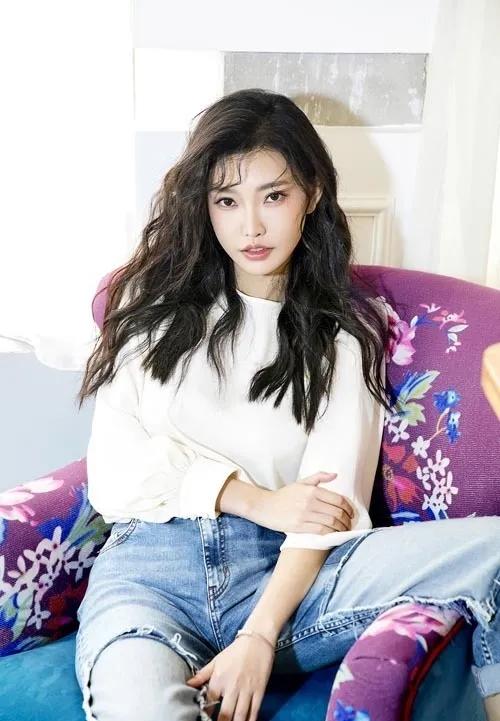 Tong Fei is so pretty - iNEWS