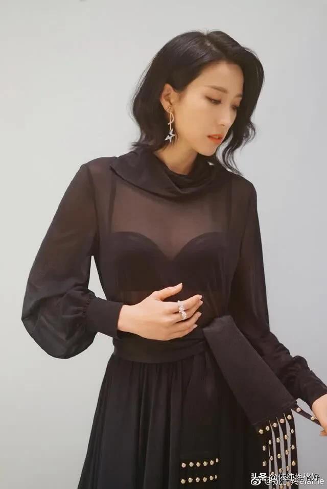 TVB actress Yao Ziling's private house photo shoot!Good-looking and ...