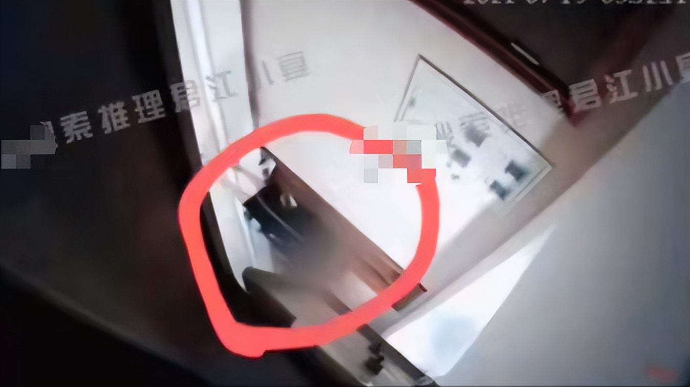 Cai Xukun was exposed to a one-night stand that caused a girl to become pregnant? His mother ...