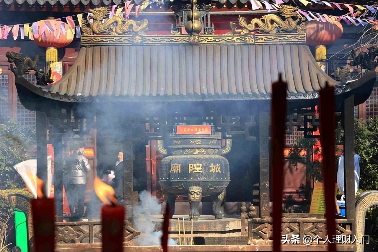 You may not know that the Town God's Temple in Suzhou is actually the ...
