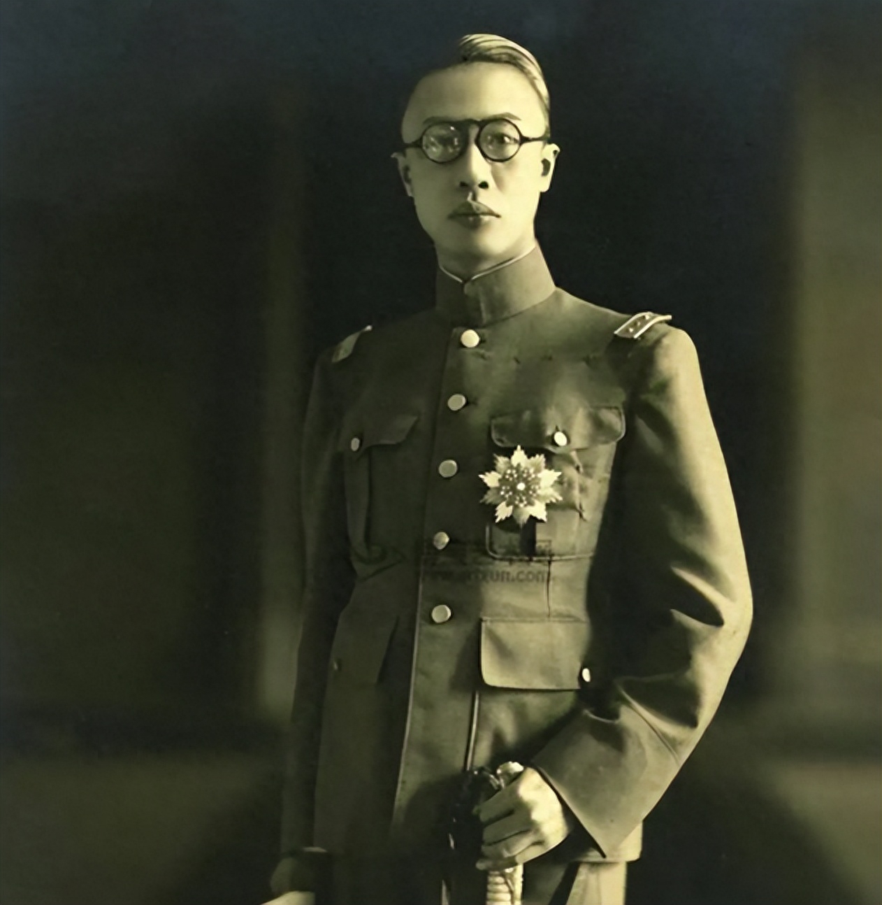 Li Yuqin divorced Puyi in 1957. Before her death, Li Yuqin revealed: I ...