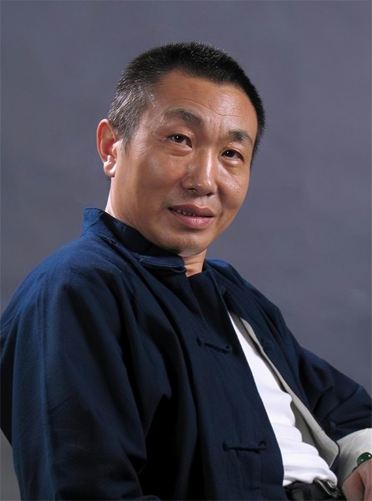 Old drama bone Du Yuan: I met my beloved wife at the age of 4, we have ...