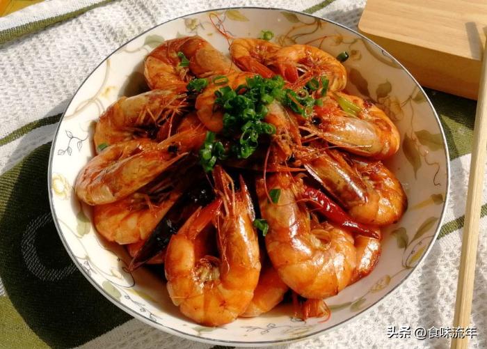 20 years of chefs teach you how to make red braised prawns, fresh and ...