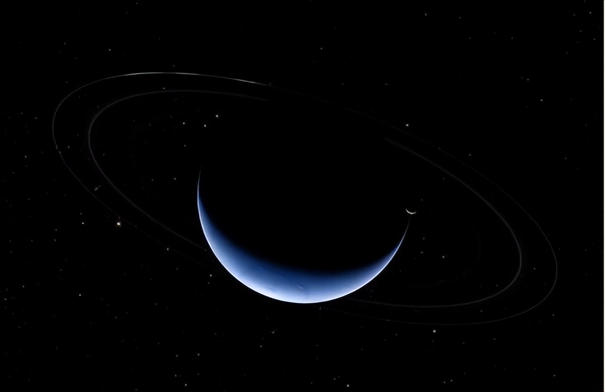 Distant "ice giant" Neptune - iMedia