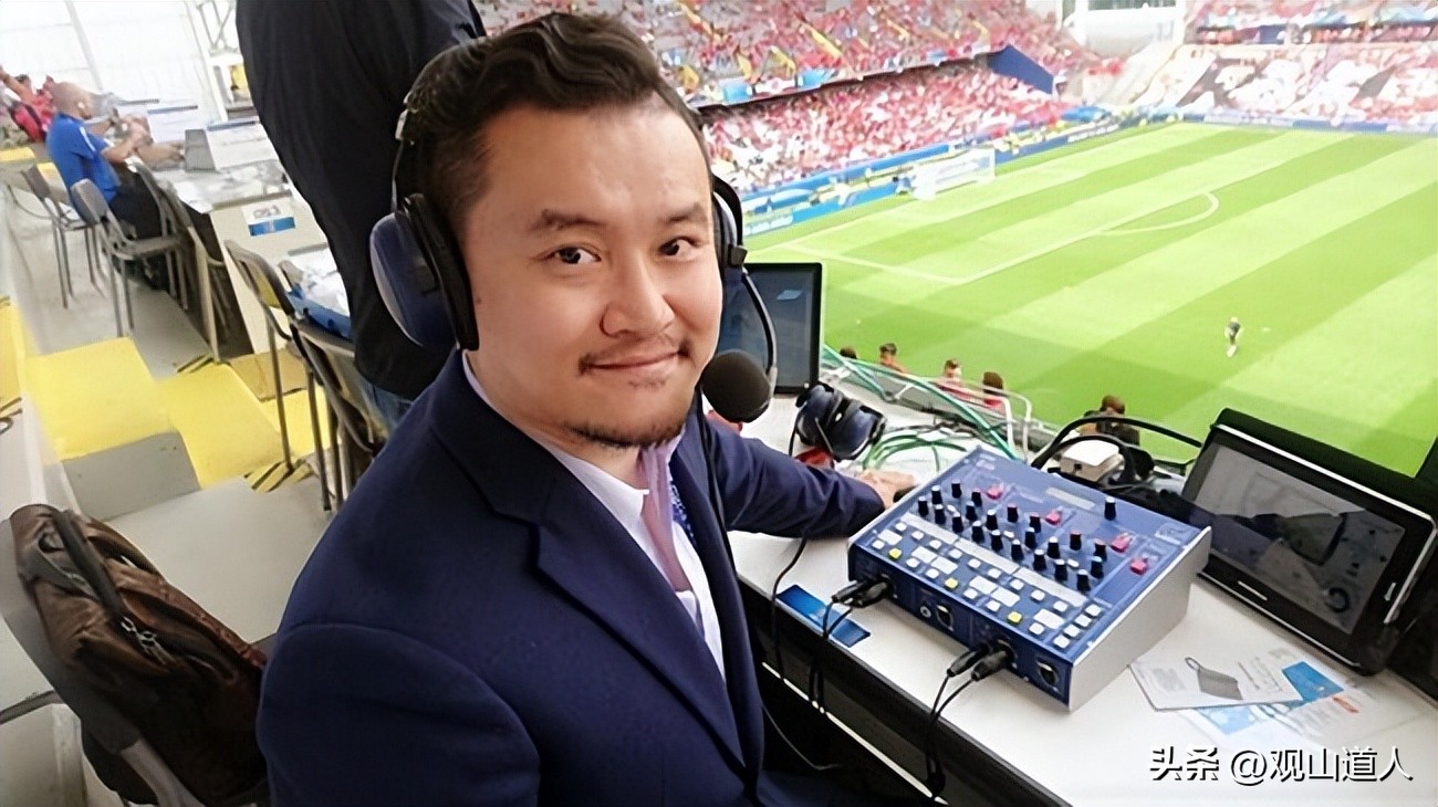 "Football Poet" He Wei: From a man of science and technology to a gold ...