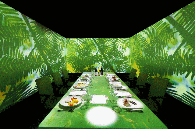 The perfect fusion of taste and illusion - the holographic restaurant ...