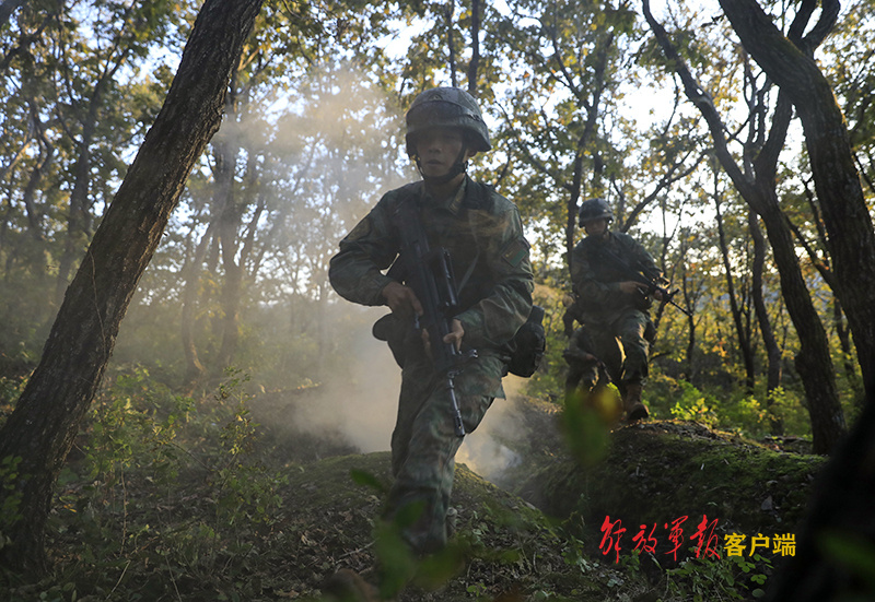 A frontier brigade of the Army in the Northern Theater Command conducts ...