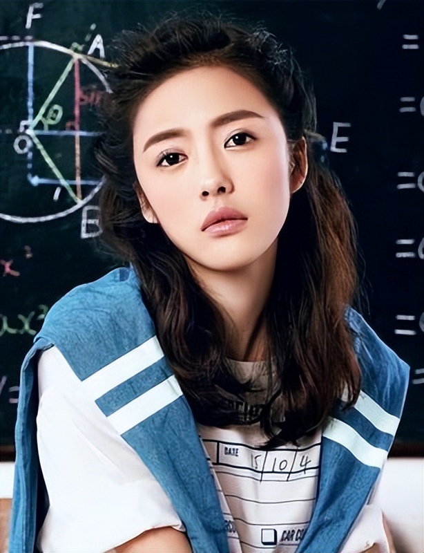 Official love affair?Producer Liu Wenyang posted a photo with Cai Wenjing, leading to ...