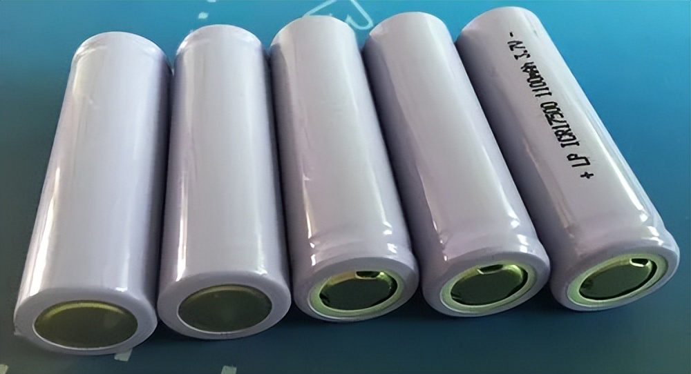 How do lithium metal batteries overcome the difficulties of "pitting ...