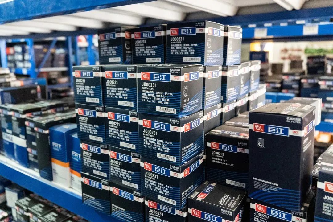 Dazu Cheng Qifeng: From selling cemeteries to owning 5 service stations ...