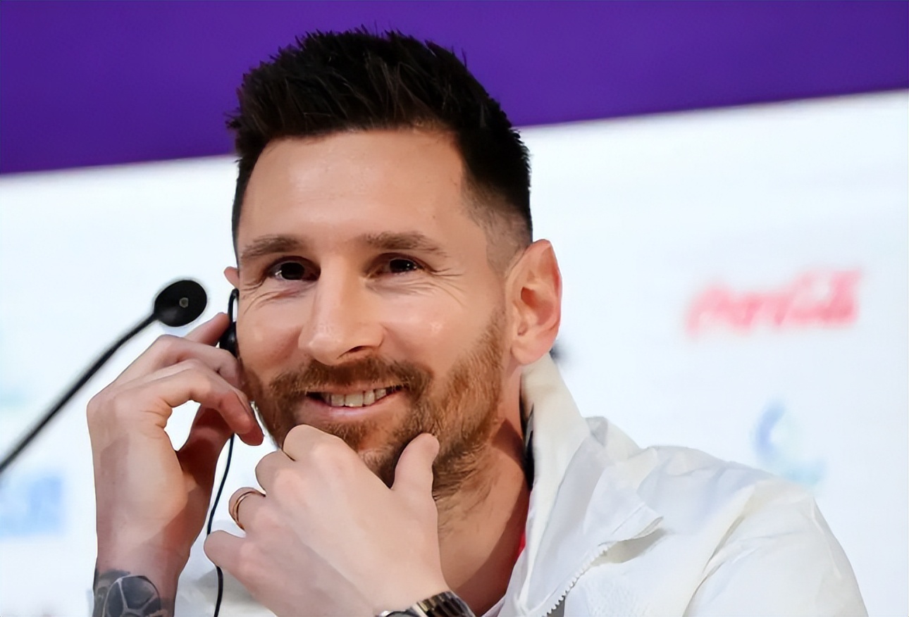 A reporter did a street interview in Miami where he asked 14 people if ...