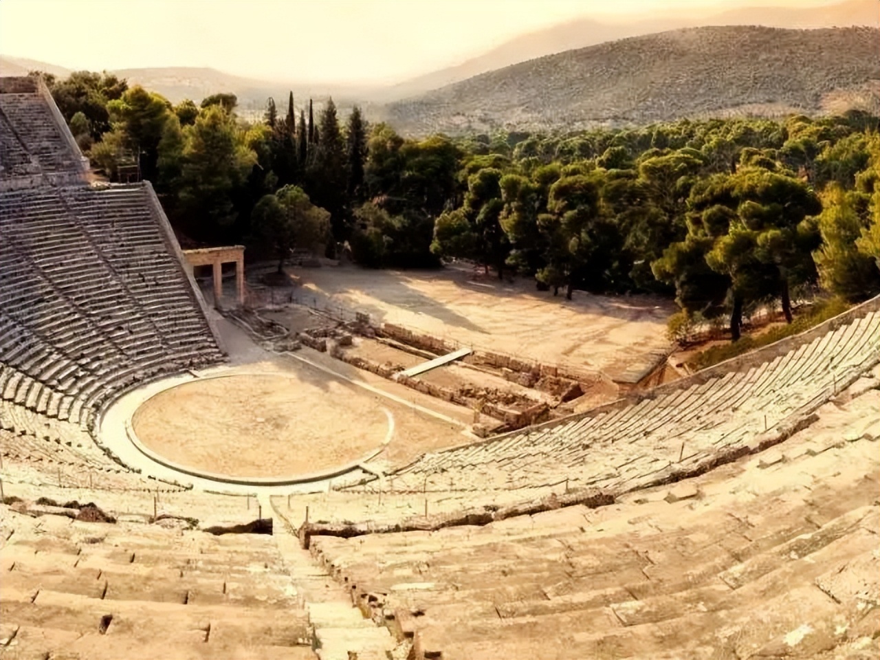 The Debate Between Sports and War in Ancient Greece - iNEWS