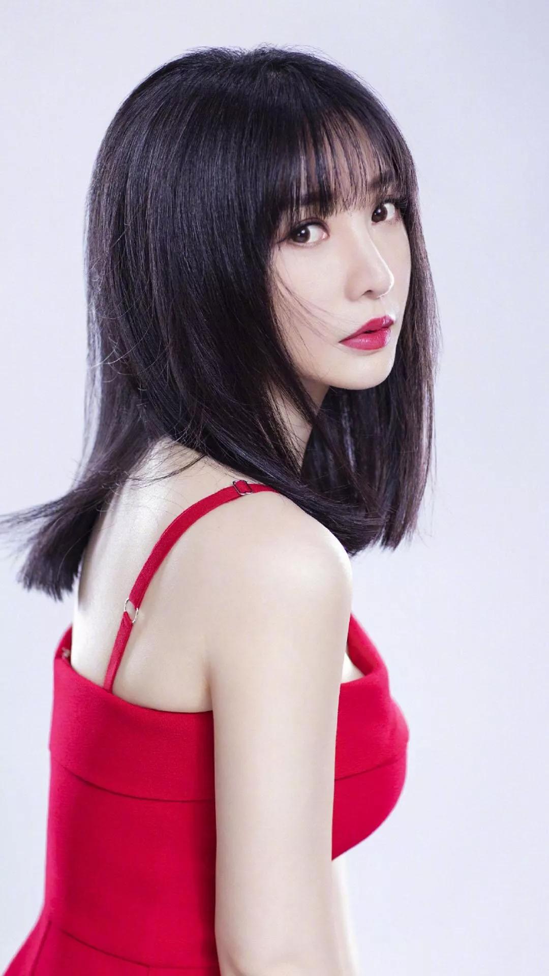 Liu Yan, perfect body, everyone loves - iNEWS