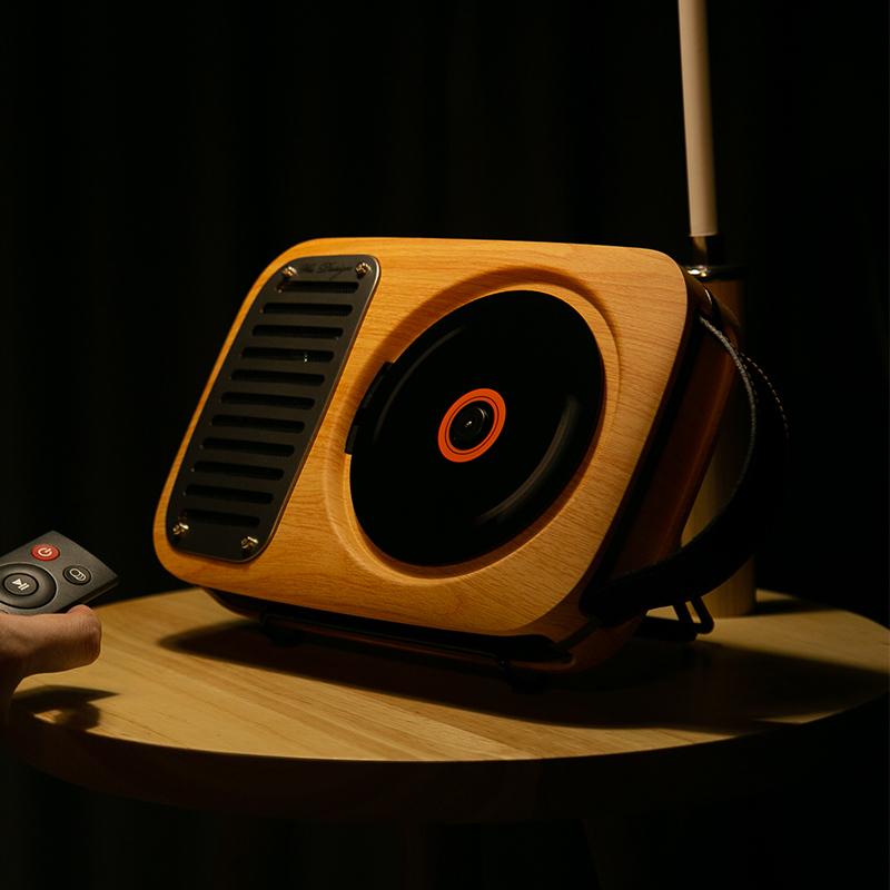 Still using a CD player with a real CD bald head——Wu Single Life CD ...