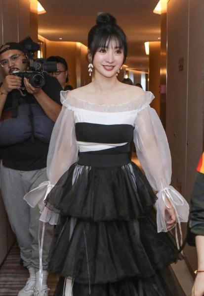 Liu Yan: Wearing less does not mean you can "violate" me, I am a ...